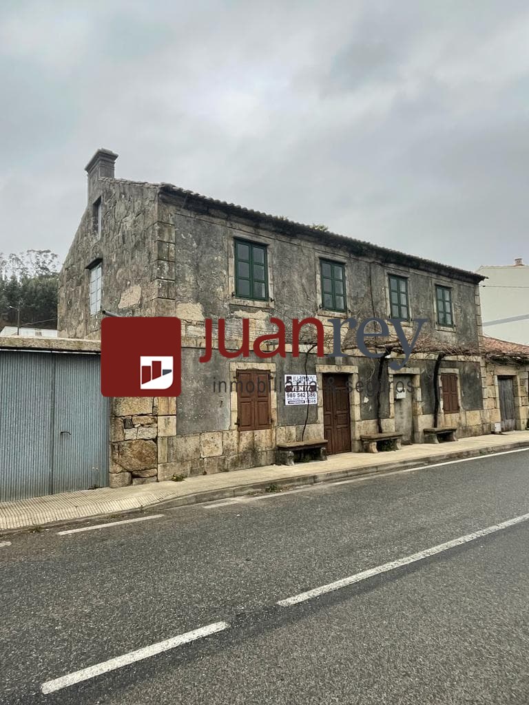 616 CASA PARA RESATURAR EN CAMBADOS